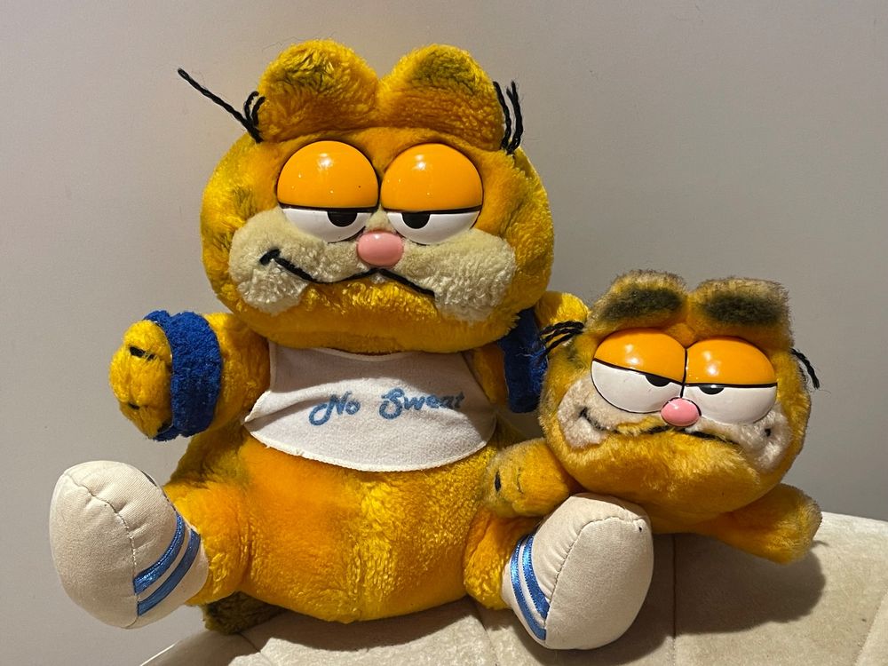 GARFIELD 1978 PLÜSCHTIER NO SWEAT+ LIEGEND 2-ER SET (Gebraucht) in ...