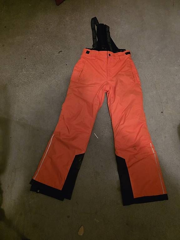 Skianzug Gr 152 (Gebraucht) in Bern für CHF 150 – nur Abholung auf ...