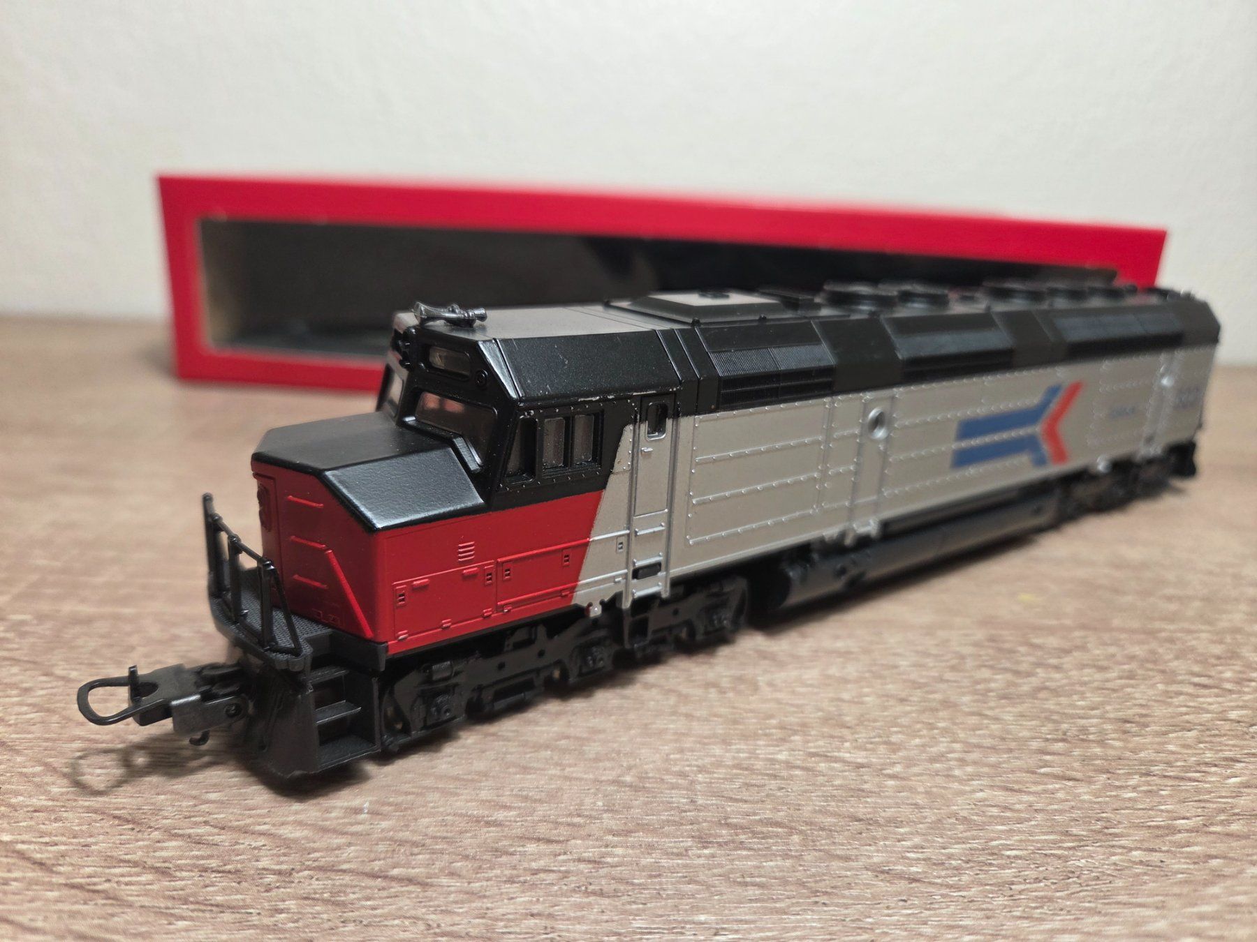 Lima 523 Diesellok Amtrak H0 (D'occasion) à St-Aubin-Sauges pour CHF 39 – avec livraison ...