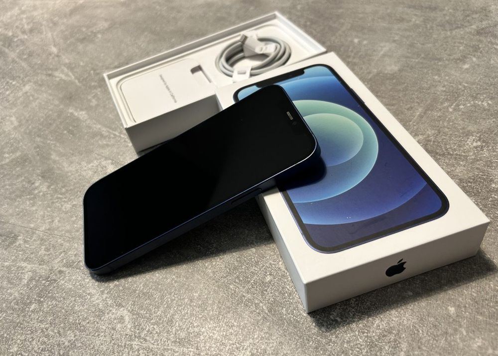 iPhone 12 Blue 64GB - excellent condition | Kaufen auf Ricardo