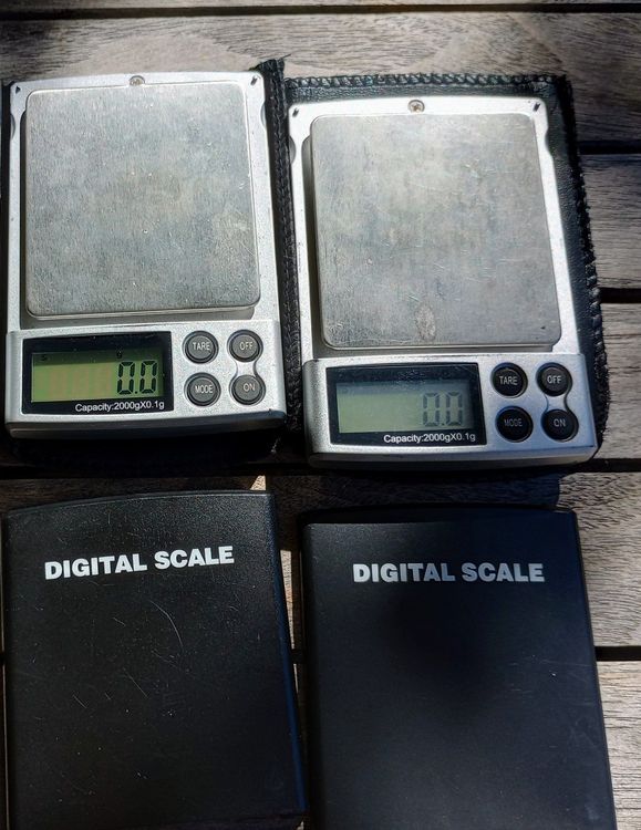 2 balances digitales digitale Waage 2kg x 0.1g (Gebraucht) in ...