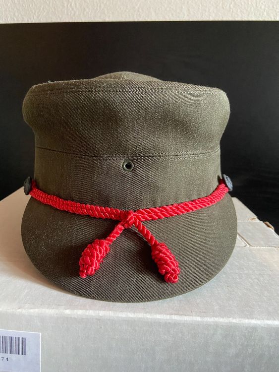 Originaler USMC Damen Hut (Gebraucht) in Balsthal für CHF 70 – mit ...
