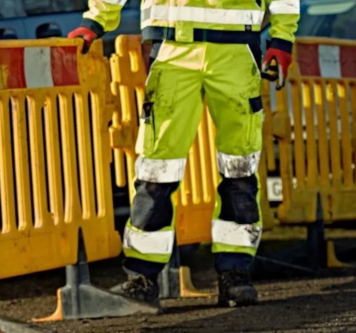 DICKIES Hi-Vis Bundhose gelb Gr. 46 (Neu (gemäss Beschreibung)) in Kägiswil für CHF 28 – mit ...