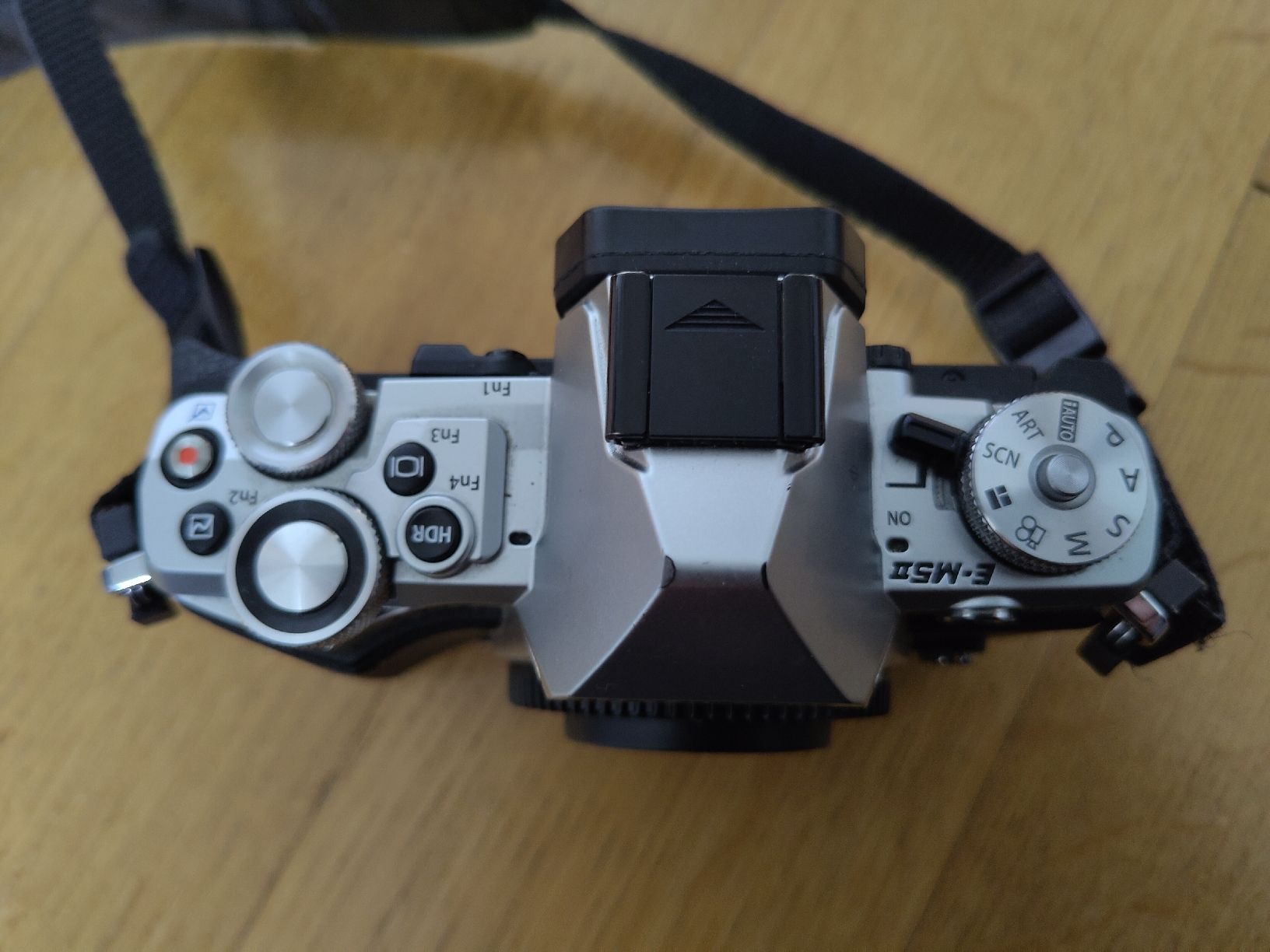 Olympus OM-D E-M5 Mark II + 14–150mm II | Komplett-Set | Akk (Gebraucht ...