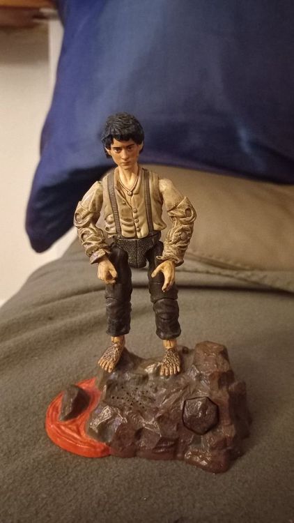 Herr der Ringe-Frodo der Hobbit Action Figur (Gebraucht) in für CHF 6 ...
