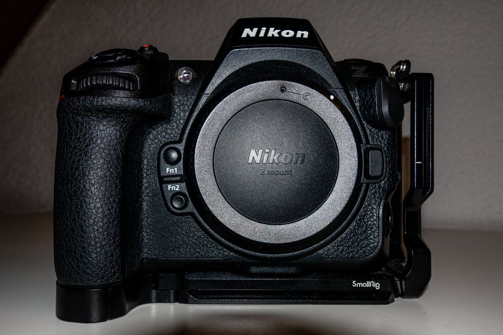 Nikon Z8 mit SmallRig L-Winkel – Top Zustand (Gebraucht) in ...