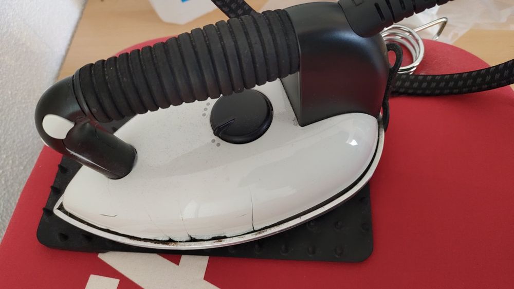 Laurastar Bügel Station Model 784 (Gebraucht) in Eschenbach LU für CHF ...