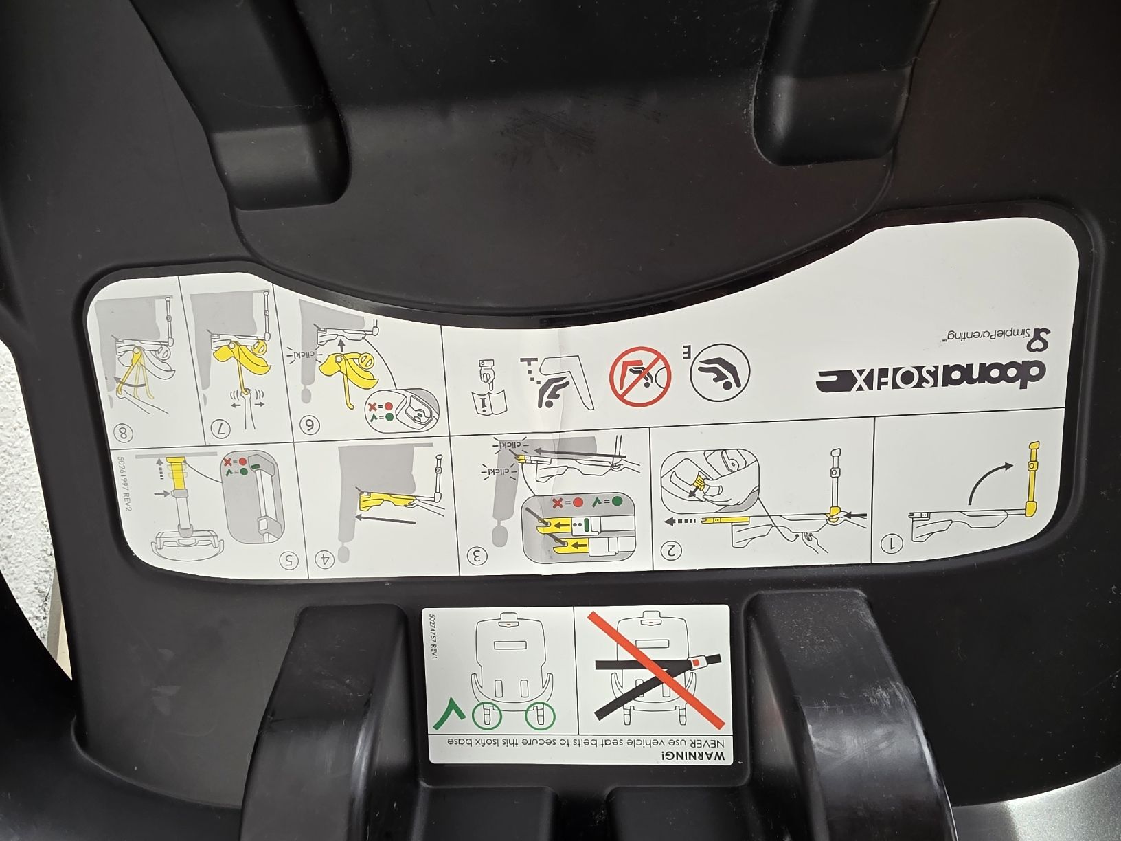 DOONA Isofix-Basis schwarz, Zustand gut (Gebraucht) in Laupen ZH für ...