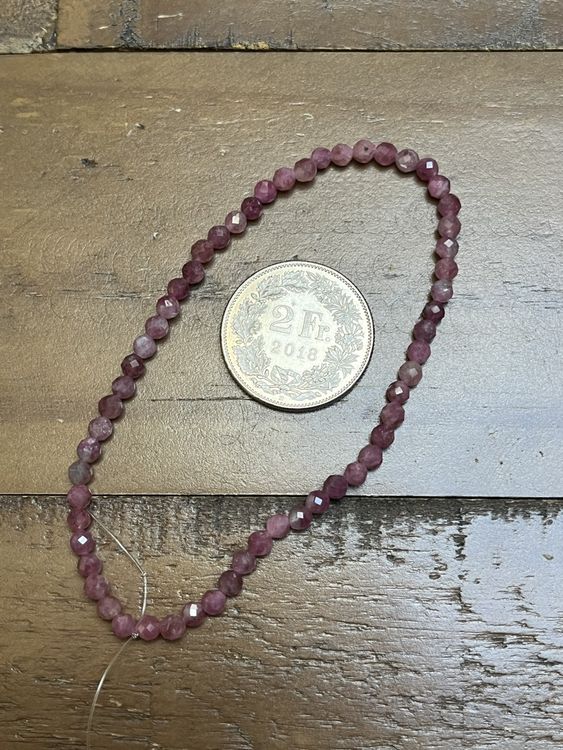 Strang mit Rosa Turmalin Perlen (Gebraucht) in Worb für CHF 8 – mit ...