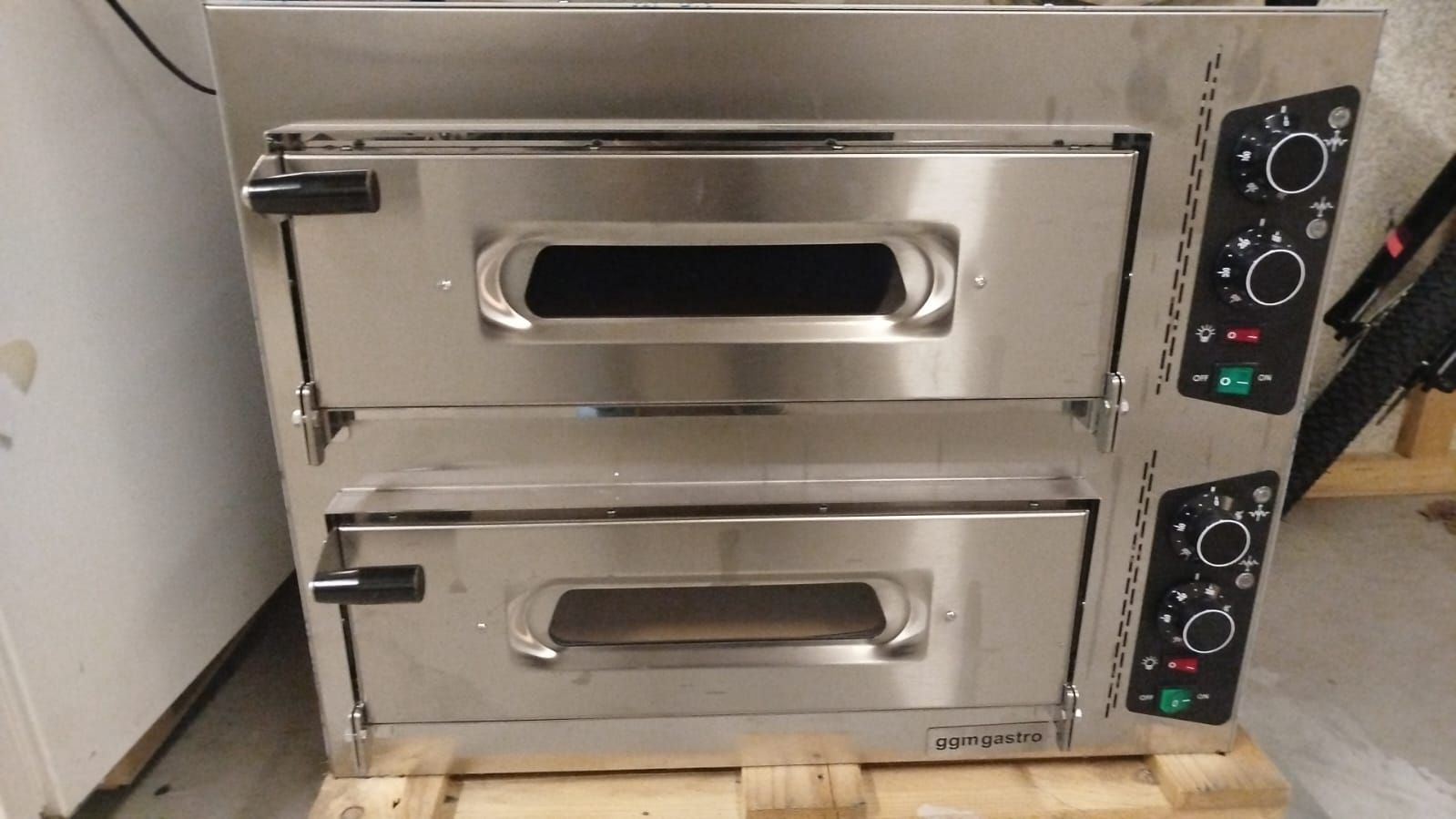 four à pizza double chambre professionnel GGM Gastro, inox (Neuf avec ...