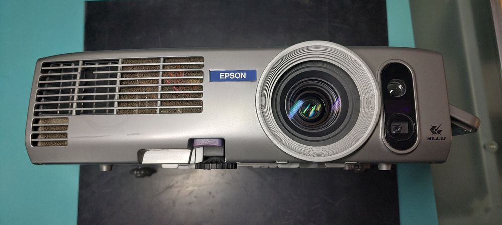 Epson LCD Projektor EMP-830 | Kaufen auf Ricardo