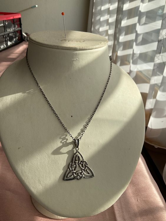 Silbern Kette mit Anhang (Gebraucht) in für CHF 13 – mit Lieferung auf ...