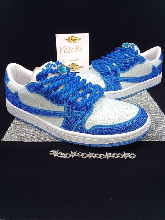 Jordans 1 Low Iced out UNC Charlotte Travis Scott (Neu und ...