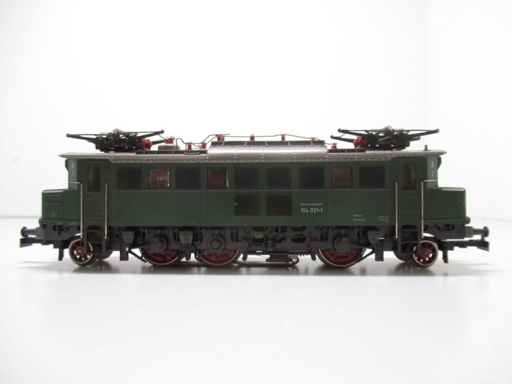 Märklin 3049 E-Lok BR 104 der Deutschen Bahn Analog AC WS H0 (Gebraucht ...