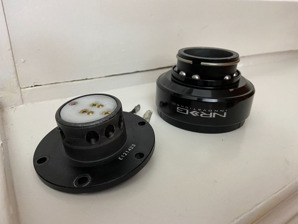 NRG STEERING WHEEL BALL LOCK QUICK RELEASE (Gebraucht) in Kriens für ...