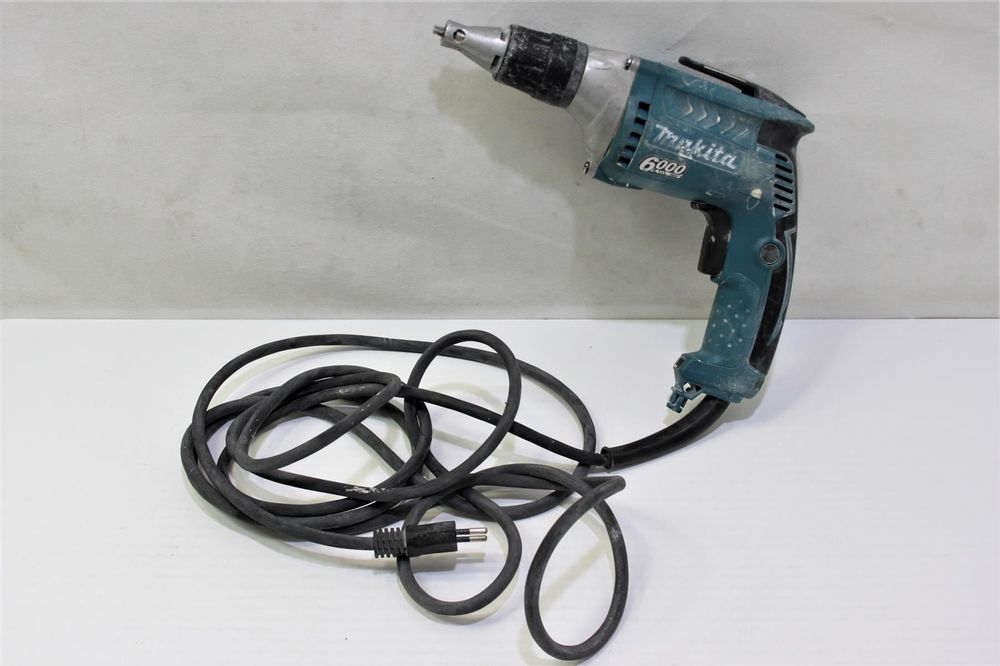 MAKITA FS6300 Schrauber (20091502) | Kaufen auf Ricardo