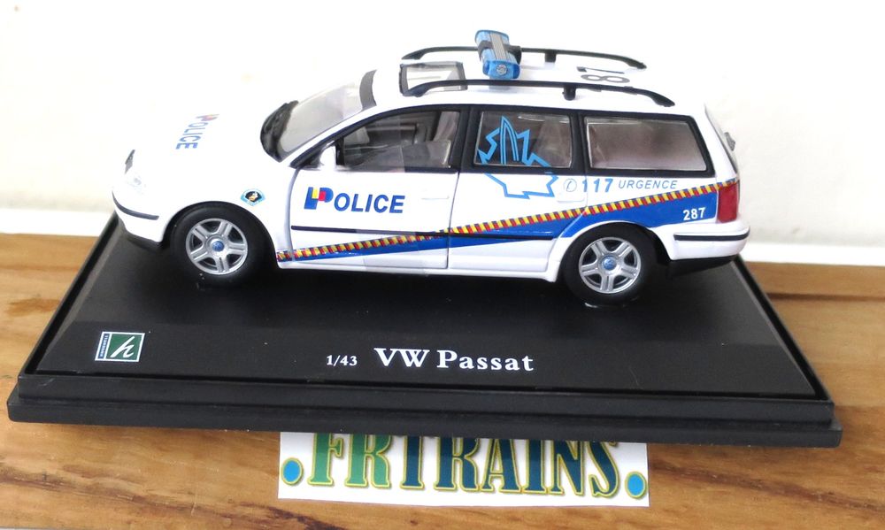 HONGWELL 1/43 VW PASSAT BREAK POLICE DE GENEVE (Neu und ...