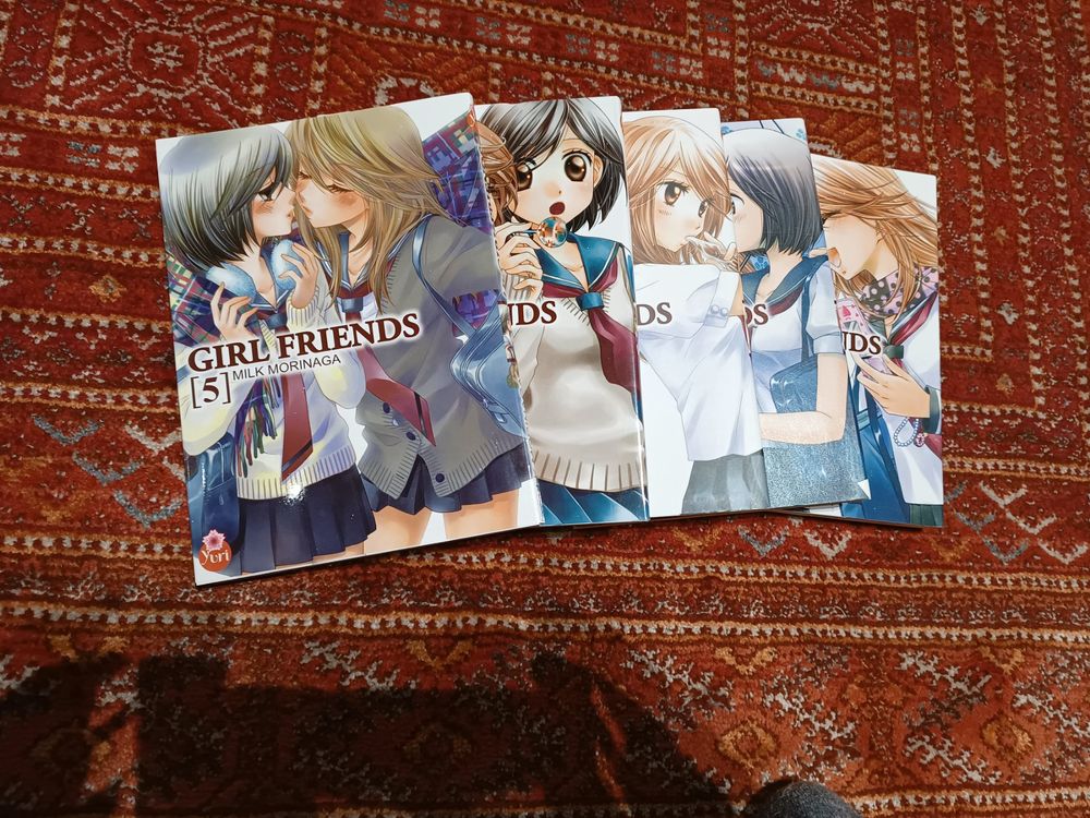Girlfriends manga yuri (Gebraucht) in Sierre für CHF 23 – mit Lieferung auf Ricardo kaufen