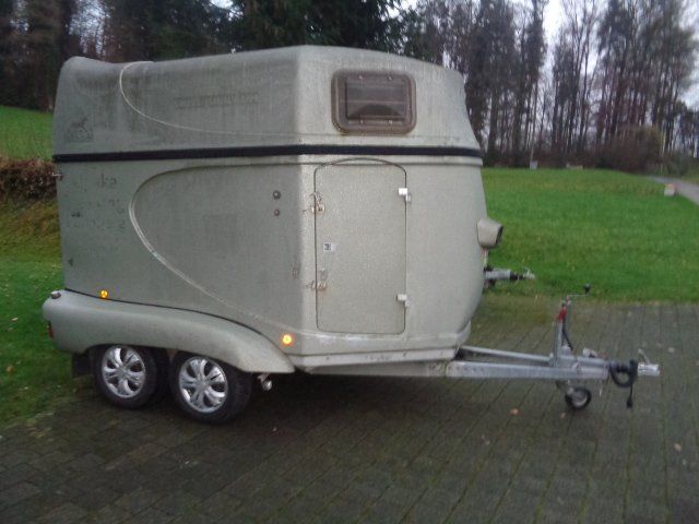 2er Vollpolyester Pferdeanhänger mit gültiger MFK (Gebraucht) in Muhen für CHF 1600 – nur ...