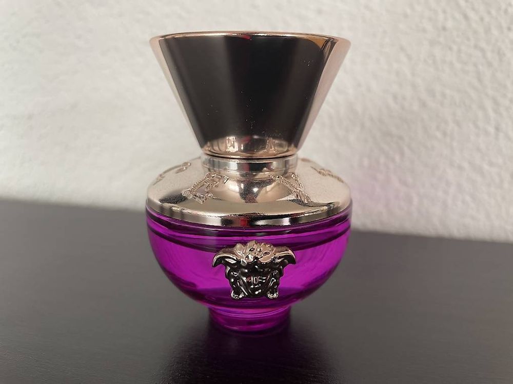 Versace Dylan purple 30Ml (Gebraucht) in oensingen für CHF 25 – mit ...