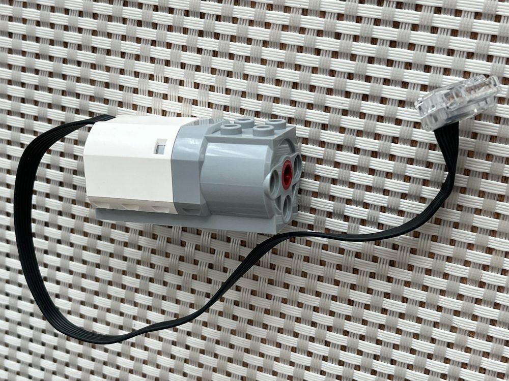 Lego Technik Motor WeDo 2.0 Medium Original Lego 42129 | Kaufen auf Ricardo