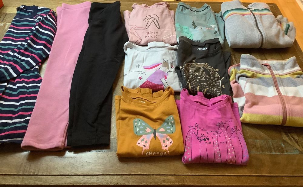 Carter’s & Happy Girls & Next Kleiderpaket Gr.122/128 (Gebraucht) in ...