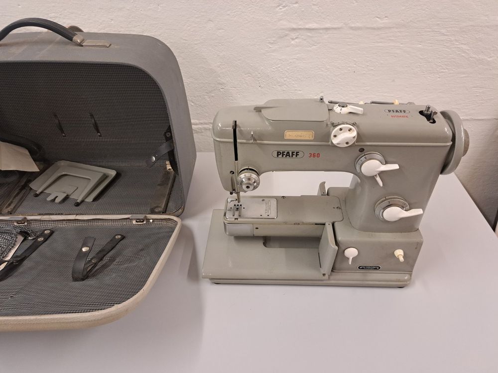 Pfaff 360 Nähmaschine gut erhalten | Kaufen auf Ricardo