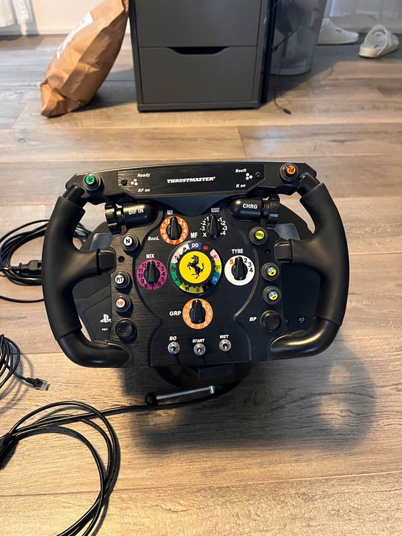 Thrustmaster F1 T300 F1 Add-on Wheel | Kaufen auf Ricardo