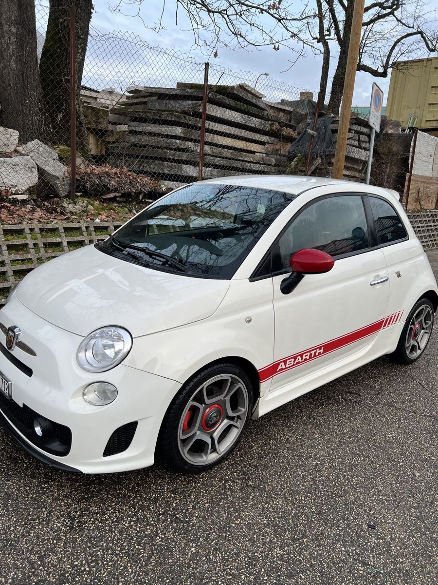 Elegantes Fiat 500 Abarth Gebraucht Fotos