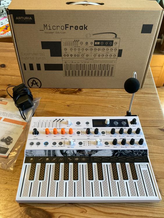 Arturia Microfreak Vocoder edition (Gebraucht) in Plan-les-Ouates für ...