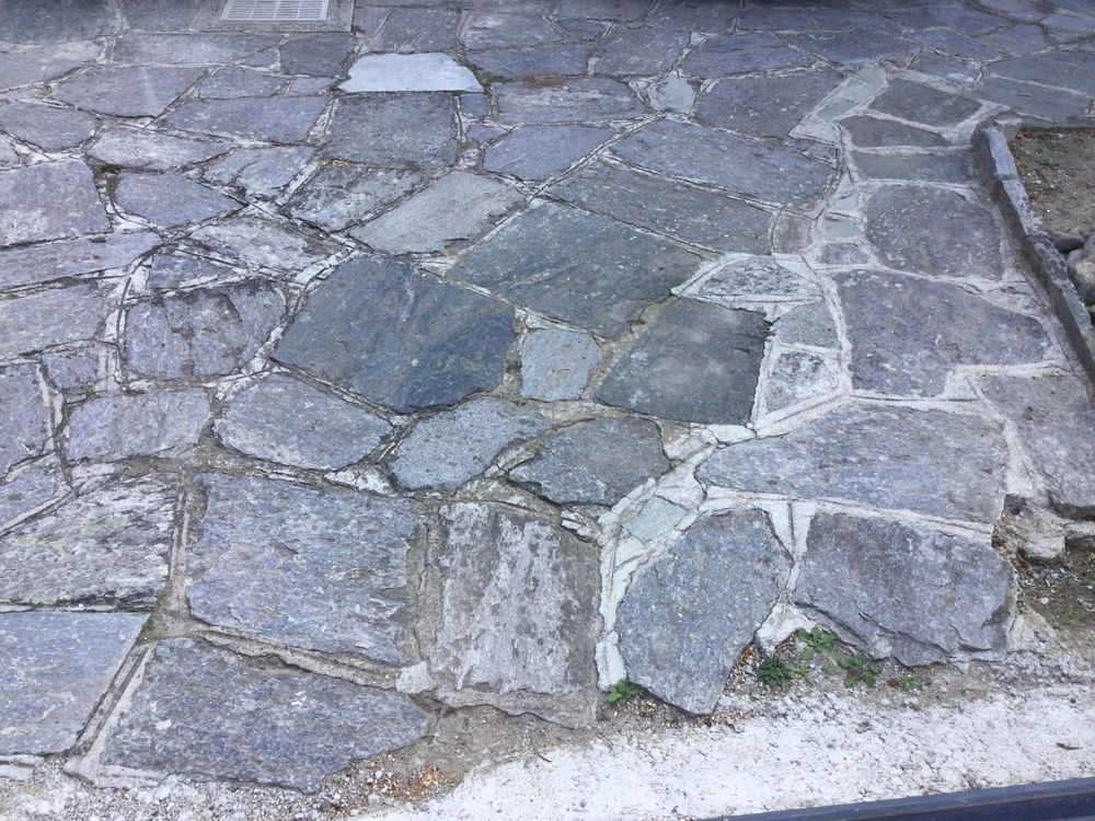 Ca. 100 m2 Granitplatten (Beole) formwild | Kaufen auf Ricardo