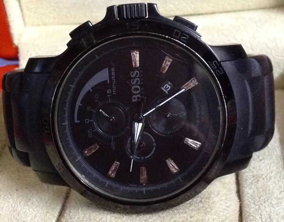 HUGO BOSS Chronograph Herrenuhr ( Neue Preise : 395 CHF ) (Gebraucht ...