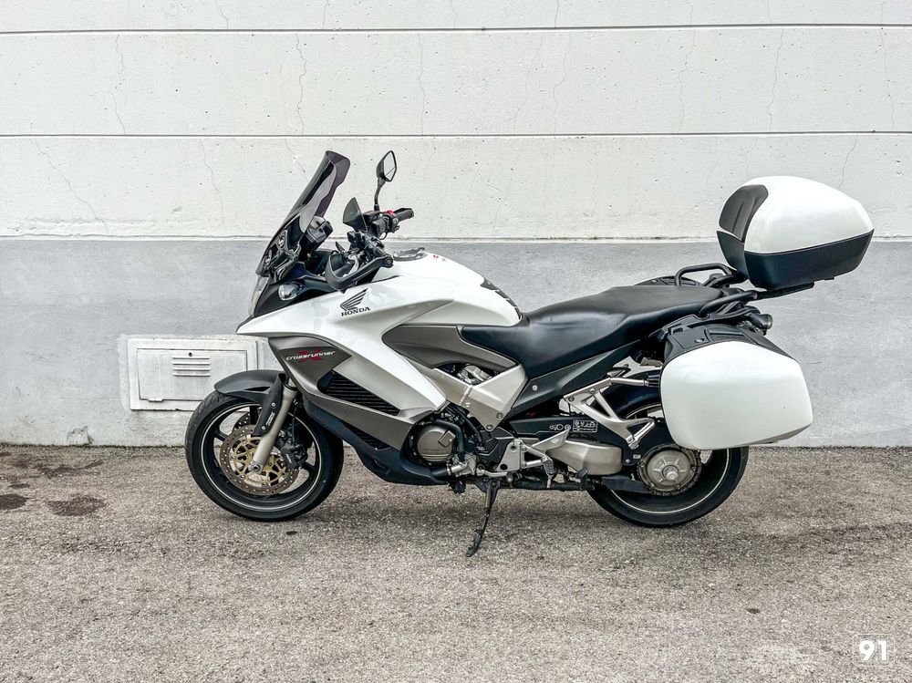 HONDA VFR800X CROSSRUNNER ABS (Gebraucht) in Höri für CHF 3999 – nur ...