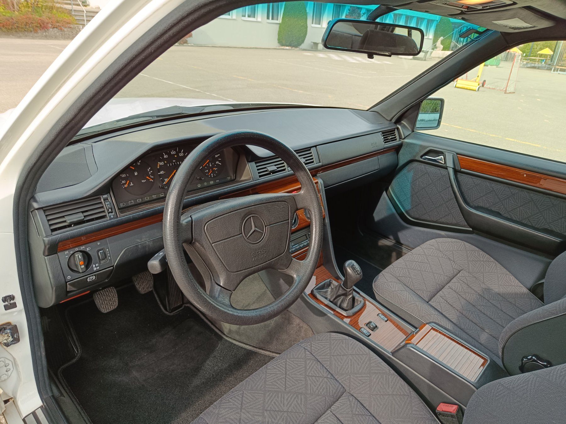 Mercedes Benz 200D W124 Veteran (Gebraucht) in Konolfingen für CHF 8890 ...