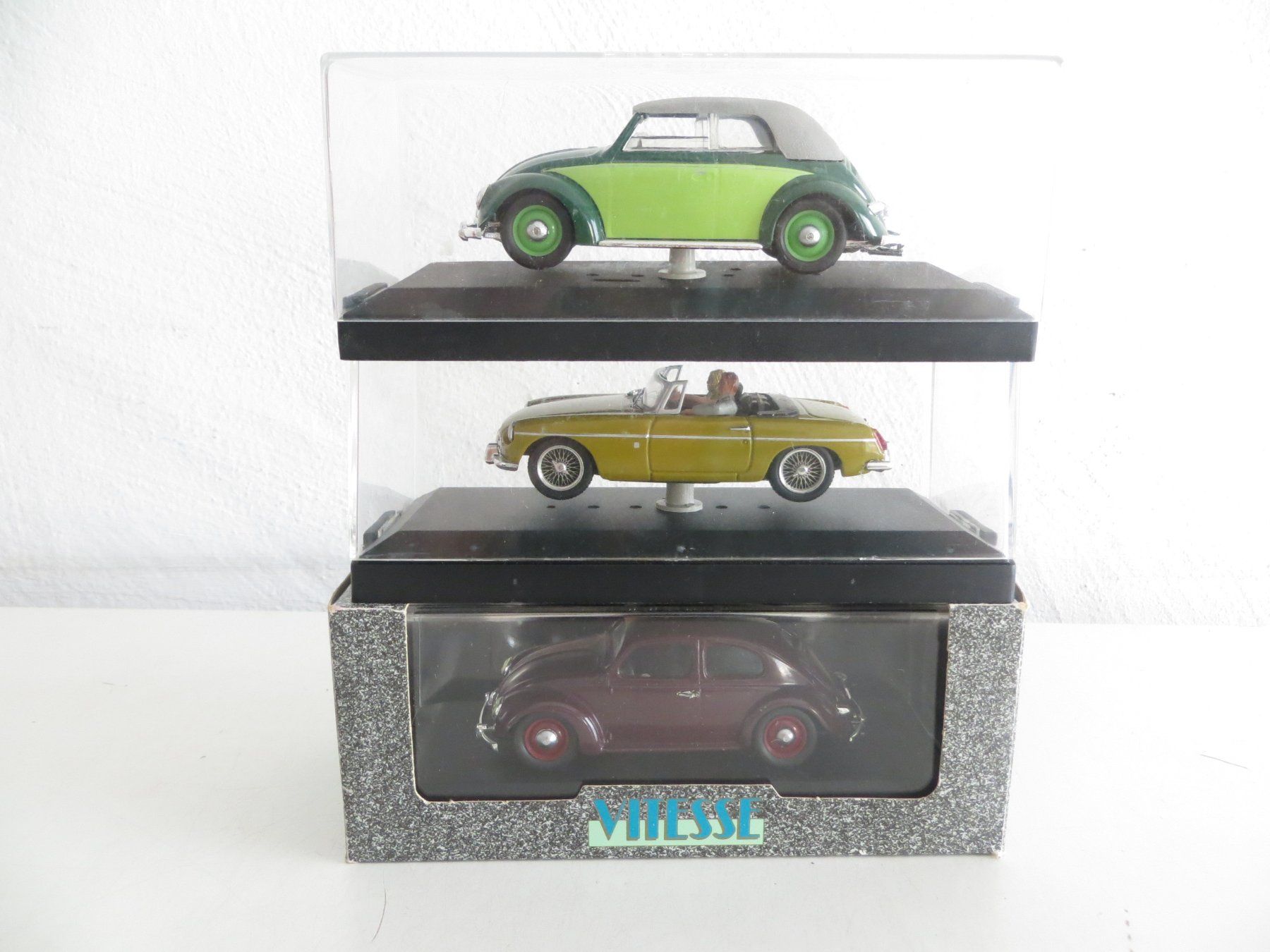Vitesse 1:43: 2 x VW Käfer und MG Cabrio, mit OVP (Gebraucht) in St ...