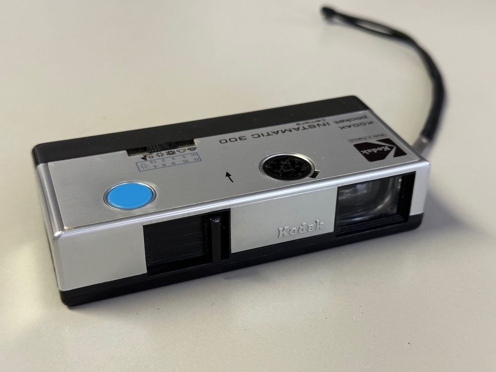 KODAK POCKET Instamatic 300 Kamera Fotoapparat Analog (Defekt) in ...