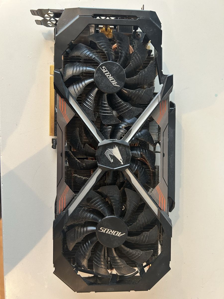 GIGABYTE GeForce® GTX 1080Ti Aorus 11GB (GV-N108TAORUS–11GD) (Gebraucht ...