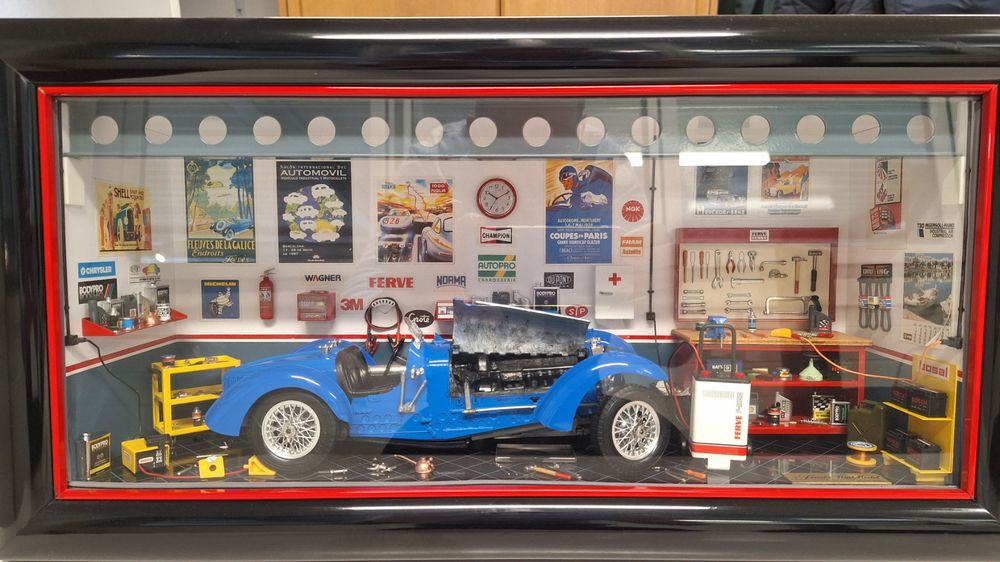 Ferret's Mini Model Garage mit Bugatti Typ 59 (Gebraucht) in Niederbipp ...