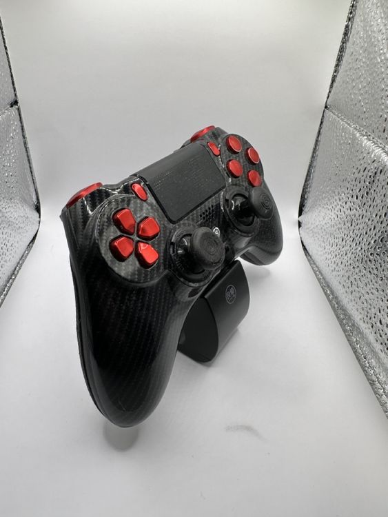 Scuff Impact Ps4 Carbon (Defekt) in Schnottwil für CHF 10 – mit ...