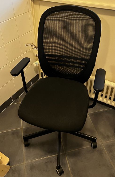 Chaise de bureau IKEA FLINTAN avec accoudoirs (Neuf (Voir description)) à Chêne-Bougeries pour ...