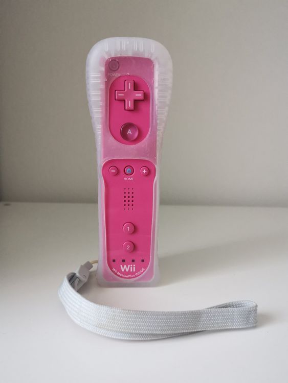 Nintendo Wii / Wii U Controller mit Motion Plus pink (Gebraucht) in ...