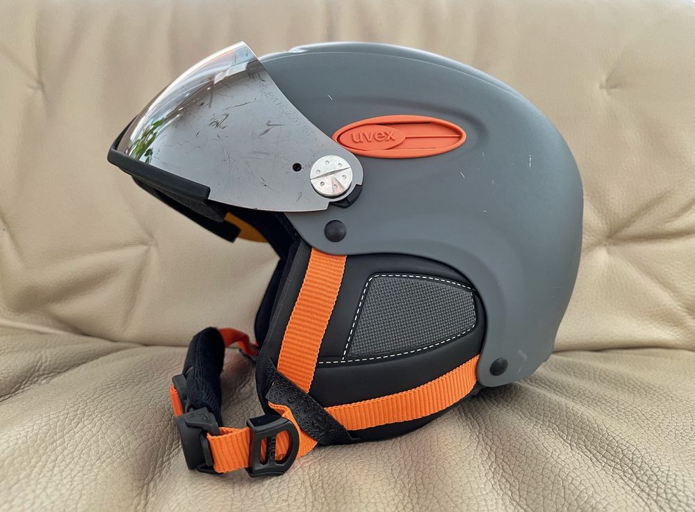 Uvex Hlmt 300 visor Ski Helmet, grau, Gross L 59-60 cm | Kaufen auf Ricardo