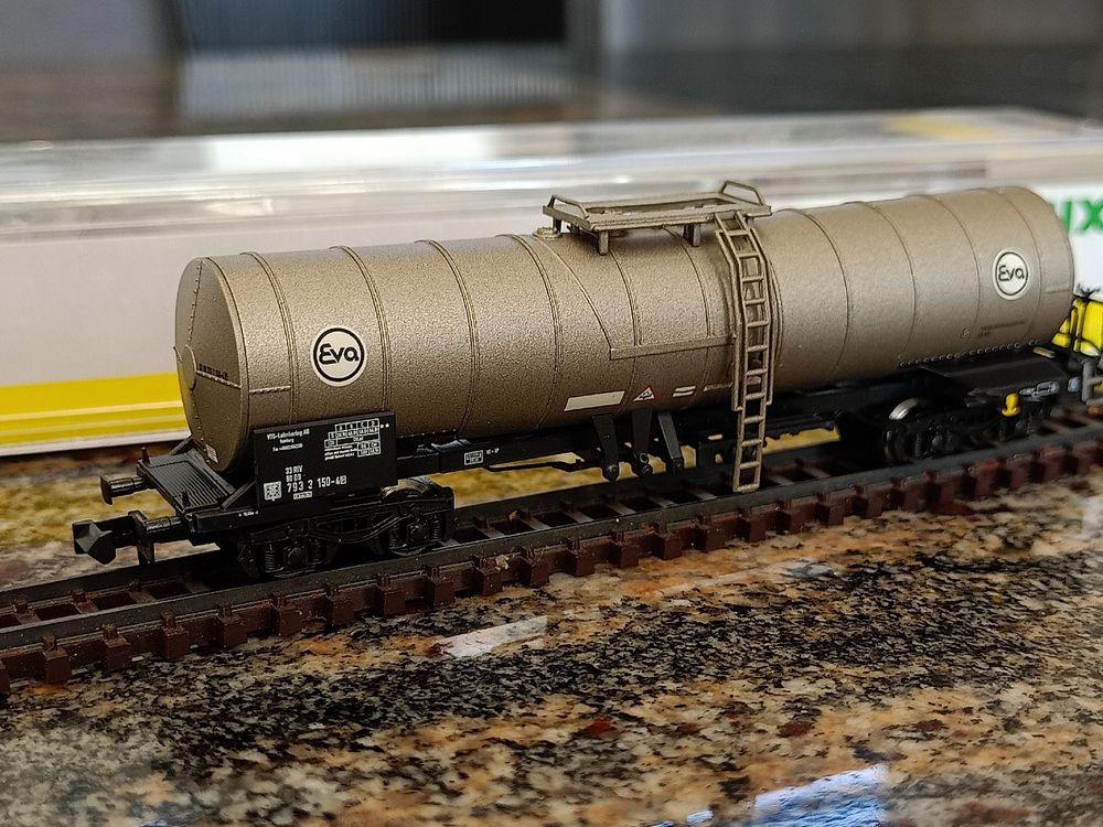 Knickkesselwagen EVA silber Minitrix Spur N (Neu (gemäss Beschreibung ...