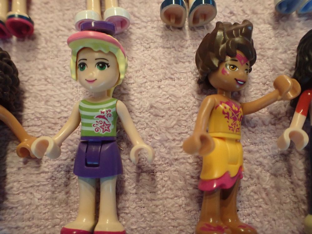 viele schöne komplette Lego FRIENDS Figuren Männchen (Gebraucht) in Geroldswil für CHF 15 – mit ...