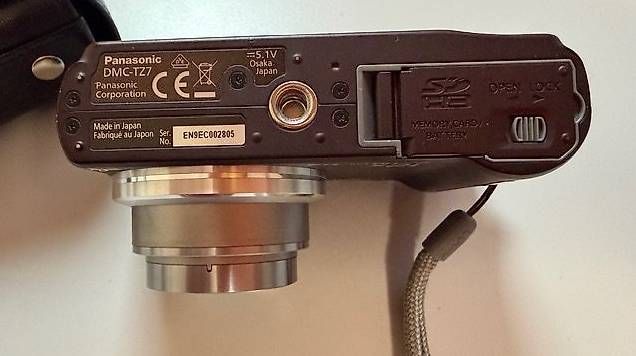 Panasonic Lumix DMC-TZ7 (Leica) 12x Zoom + Ladegerät + Tasch (Gebraucht ...