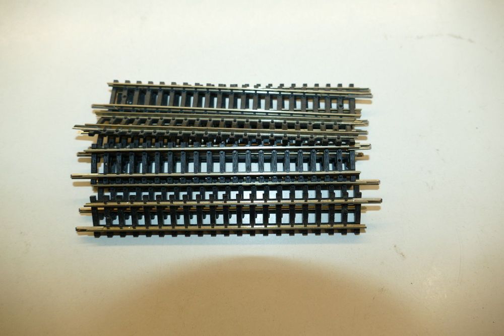 Minitrix N: 9xgerades Gleis Nr. 4904 (Gebraucht) in Niederhasli für CHF ...