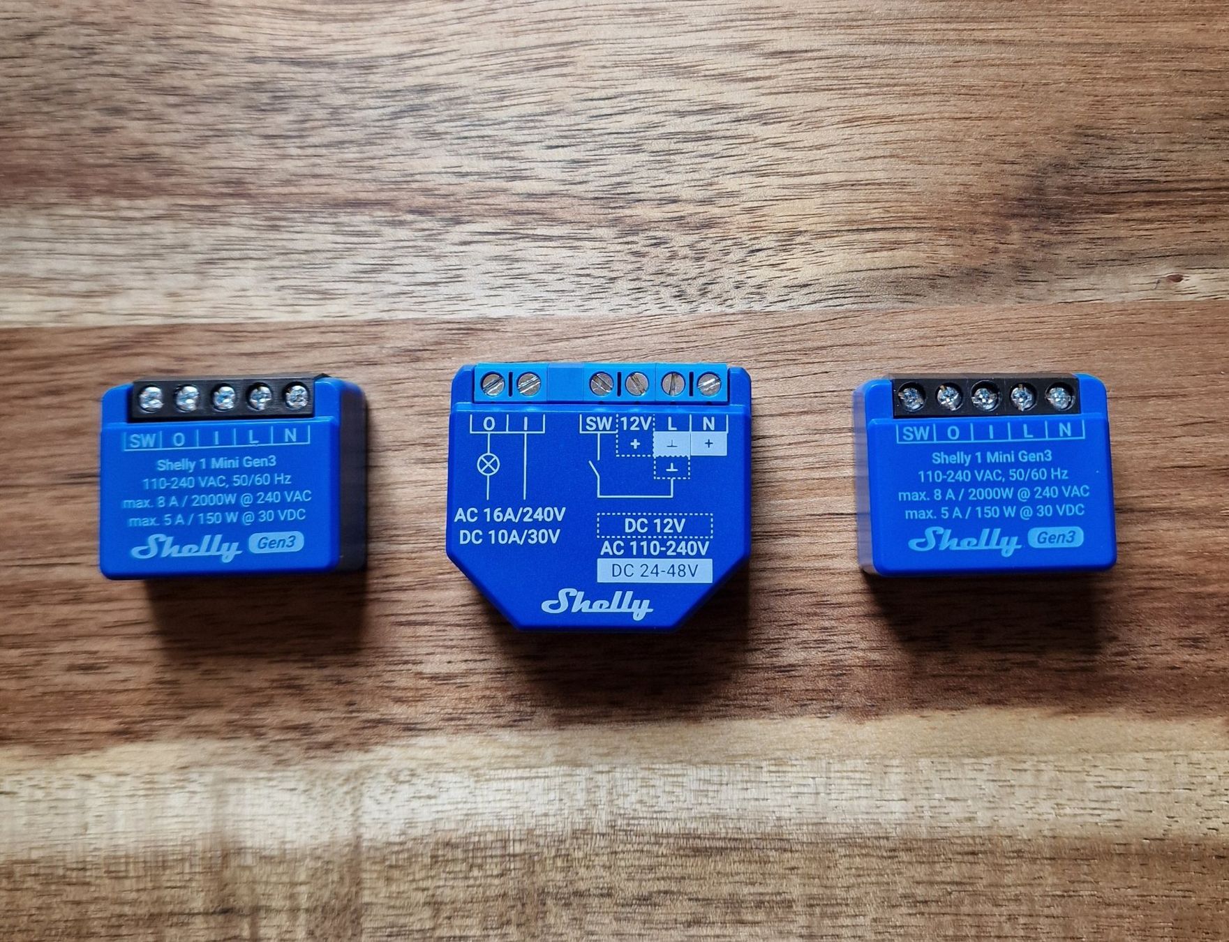 Shelly 1 und Shelly mini (Gebraucht) in Kerzers für CHF 24 – mit ...