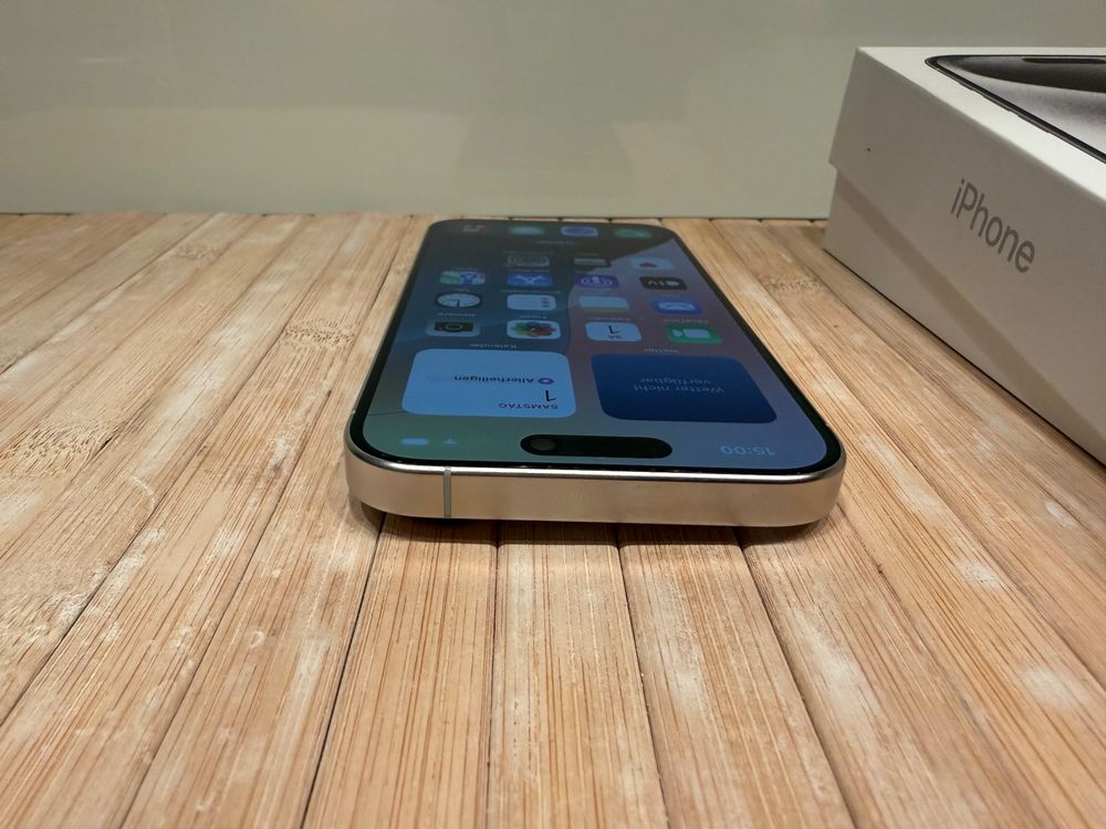 Apple iPhone 15 Pro, 256 GB, White - Top Zustand, wie neu! (Gebraucht ...