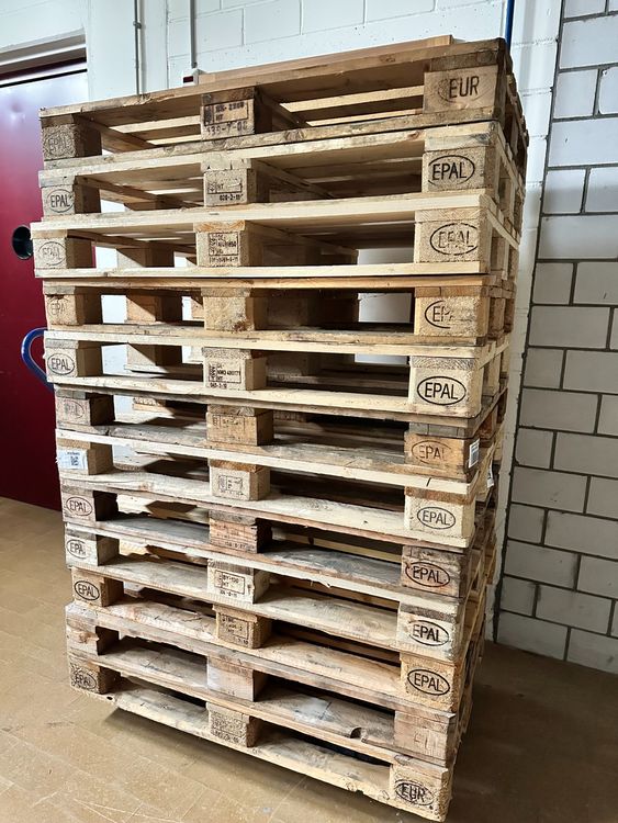 EPAL Europaletten (Gebraucht) in Bronschhofen für CHF 80 – nur Abholung auf Ricardo kaufen
