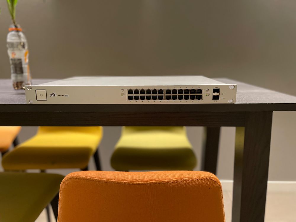 Ubiquiti Unifi US-24-250W Switch (Gebraucht) in Kilchberg ZH für CHF ...